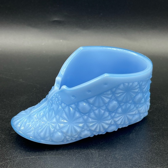 Fenton | Accents | Fenton Colonial Blue Daisy Button Glass Baby Bootie ...